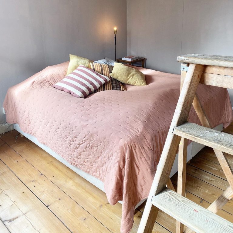 Ruckel och rödfärg